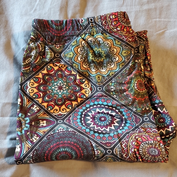 Source Unknown | Pants & Jumpsuits | Mosaic Legging | Poshmark